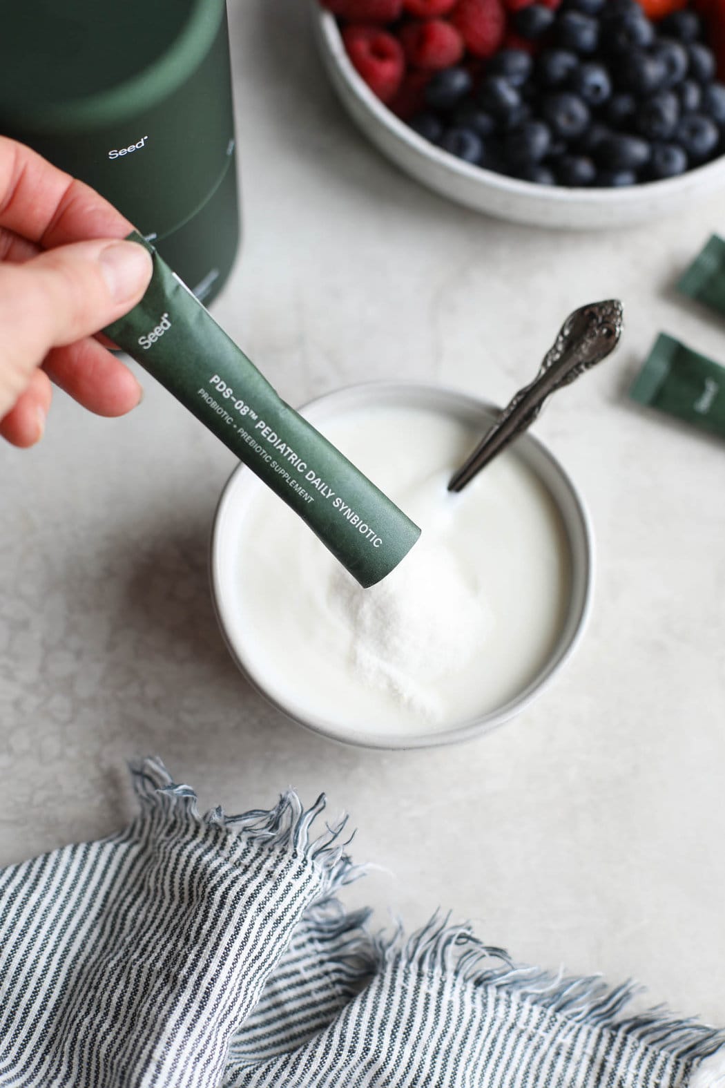 3 Dietitians Tried Seed Probiotic. Here's What We Found.