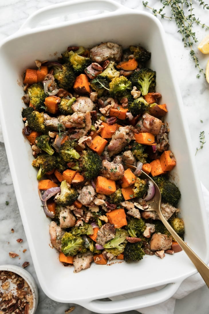 One-Dish Chicken Sweet Potato Bake with Broccoli (Easy Dinner) - The ...