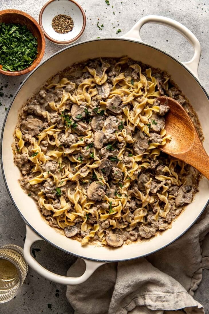 Easy Beef Stroganoff Recipe